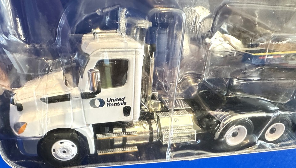 First Gear Freightliner & Landoll Flatbed Trailer w/JCB 512-83R Handler ...