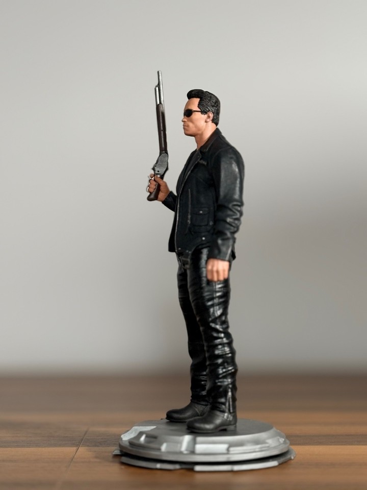 Terminator T-800 1/6 Scale Statue Sideshow Premium Format Figure Rare ...