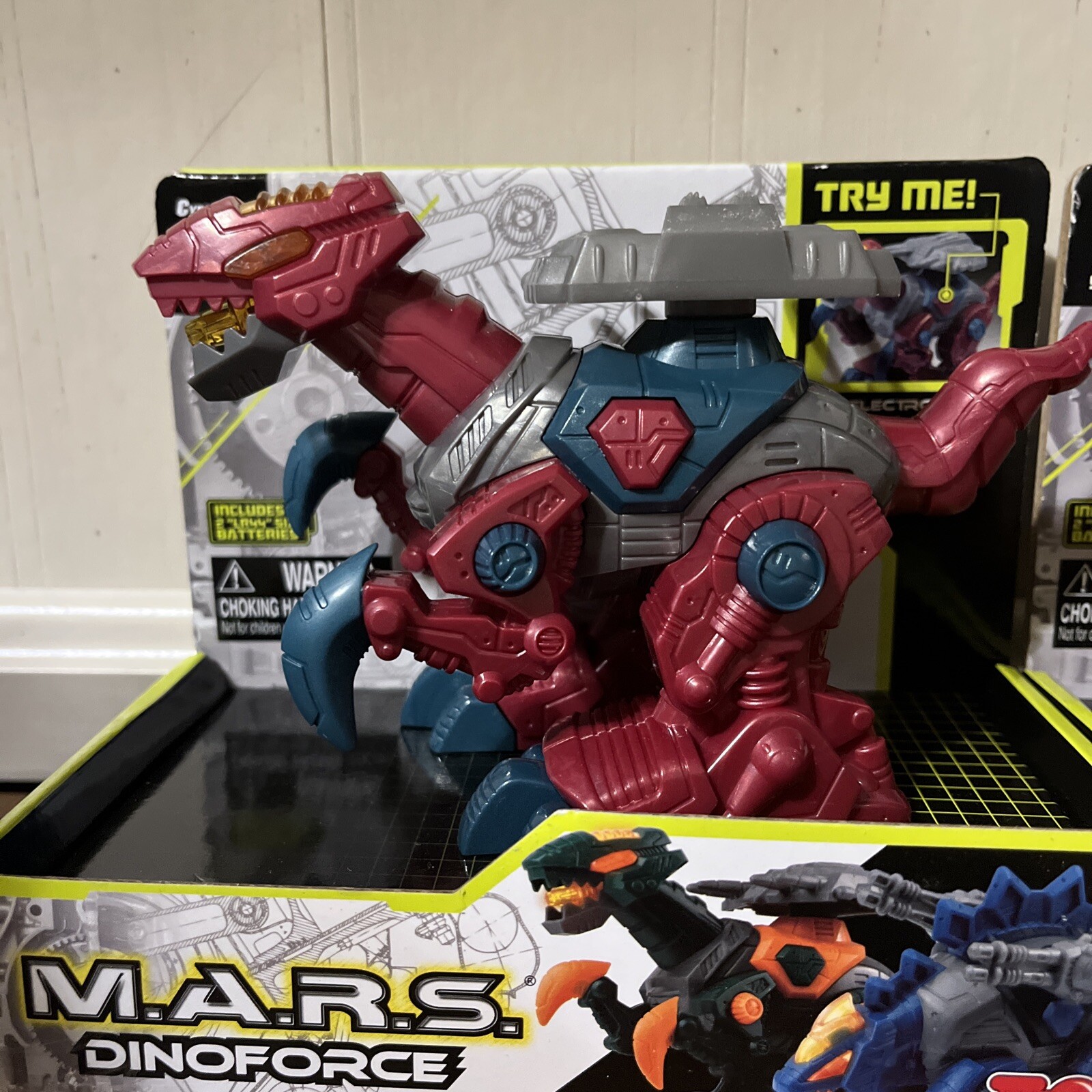 2x MARS Dinoforce MCYBOTRONIX/ Cybotronix Electronic Light Up Dinoforce ...