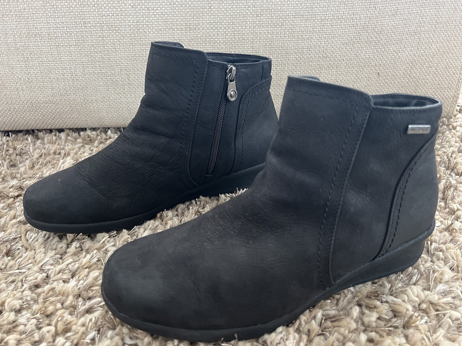 Aravon Boots Womens 10 Fairlee Ankle Booties Wedge CH3272 Black Leather ...