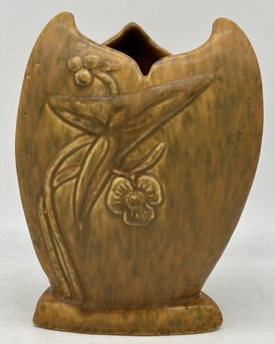 Weller Pottery Tutone Triangular Vase, Flowers, Great Condition! 1920s ...