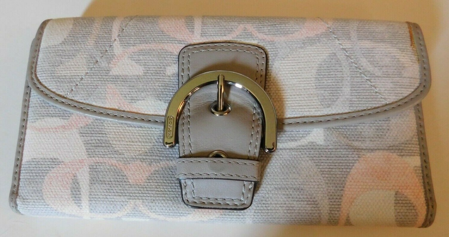 Coach Signature Full size Clasp Wallet - Gem