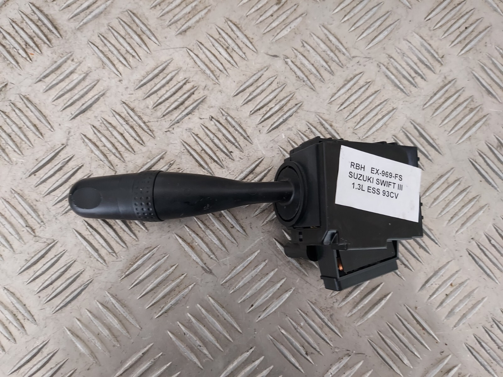 COMMODO Commande Volant Essuie Glace - SUZUKI SWIFT III (3) De 03-2005 ...