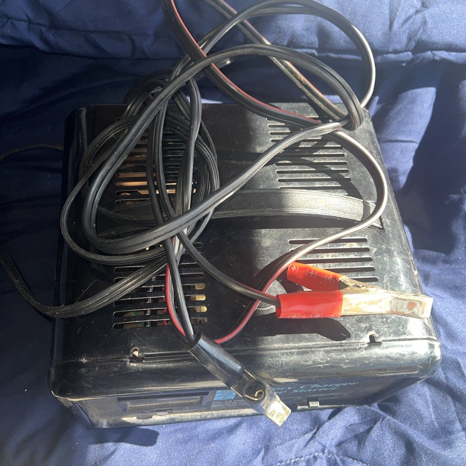 DIEHARD 12 Volt Manual Battery Charger 10 / 2 Amp, Model 200.71221 | eBay