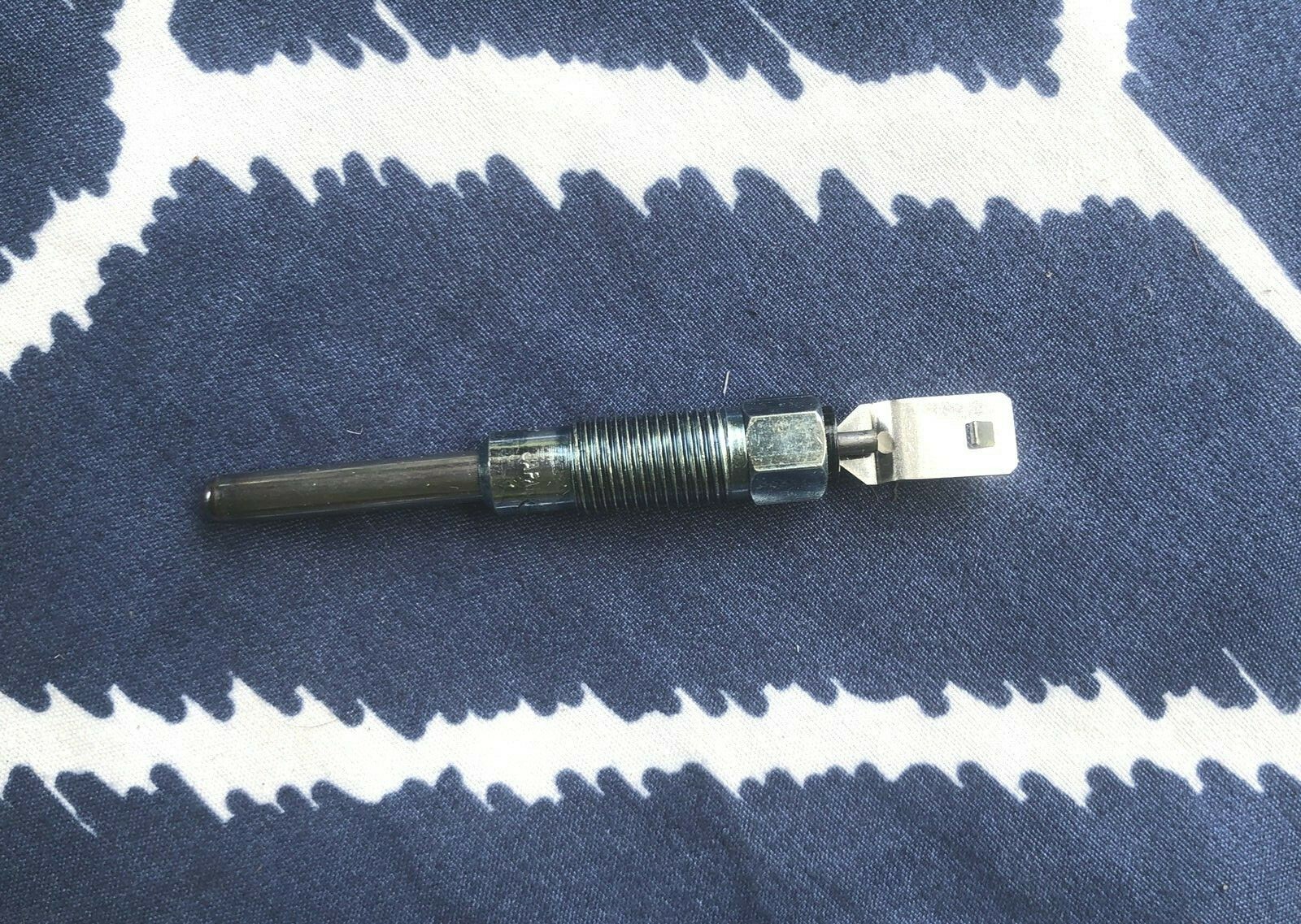 Box of 10 HKT PA302 Glow Plug (Cross Ref: 8G CH80) fit GM GMC Ford V8 5 ...