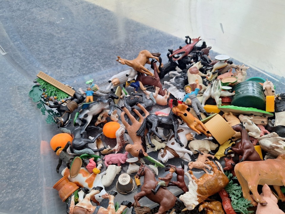 huge vintage farm yard set. Britain's etc.. | eBay UK