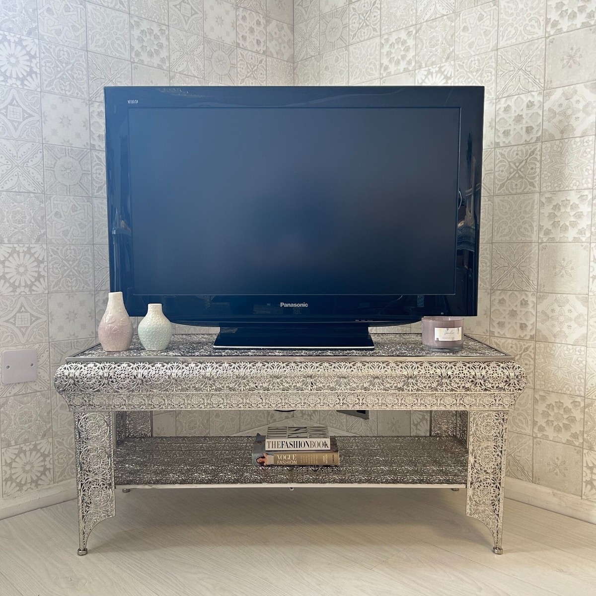 British Colonial Style Tv Stands
