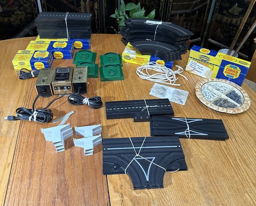 Large Lot of Vintage Aurora Model Motoring HO Slot-Car Track Connectors ...
