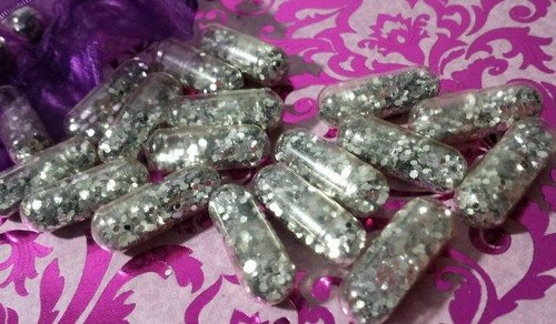 20 SILVER Glitter Pills in Bag ~Bling Sparkle Capsules ~Bachelorette ...