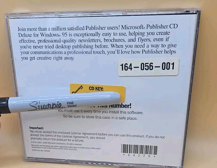 Microsoft Publisher CD Deluxe Designed for Windows 95 CD-ROM Key ...