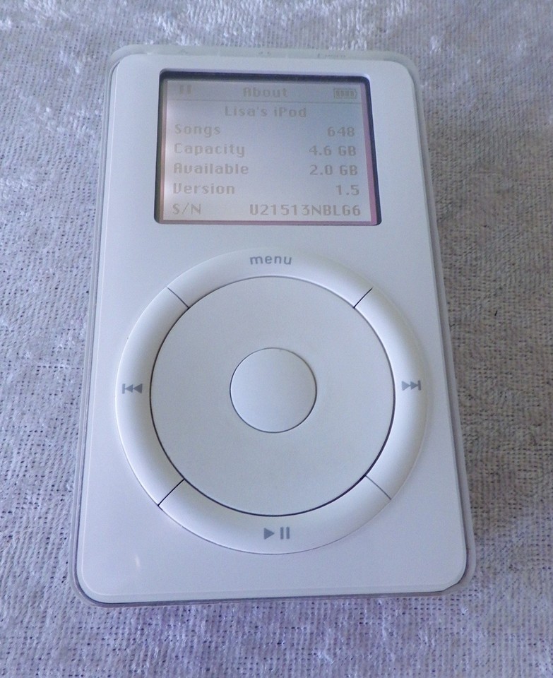 Original Apple iPod Classic 1st gen bundle box charger earbuds 5GB ...