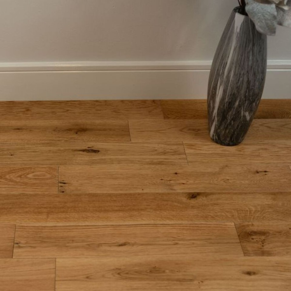 £30 SPECIAL OFFER Engineered Smooth Oak Wood Floor 14 x 125 x RL (mm ...