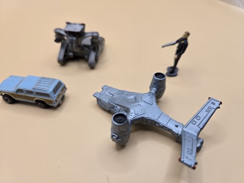 Micro Machines Terminator 2 Collection figure, station wagon, vehicles ...