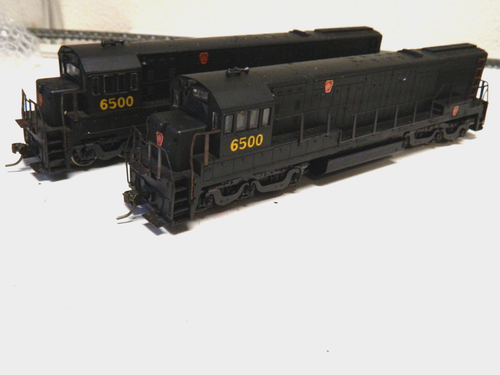 HO,Two earlyRivarossi, PRR GE U33C's, As is, V.good,1 runs good, one ...