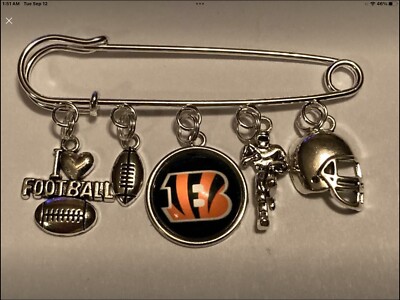 Cincinnati Bengals Football Kilt Pin Black Logo B Helmet 2.75” Purse ...