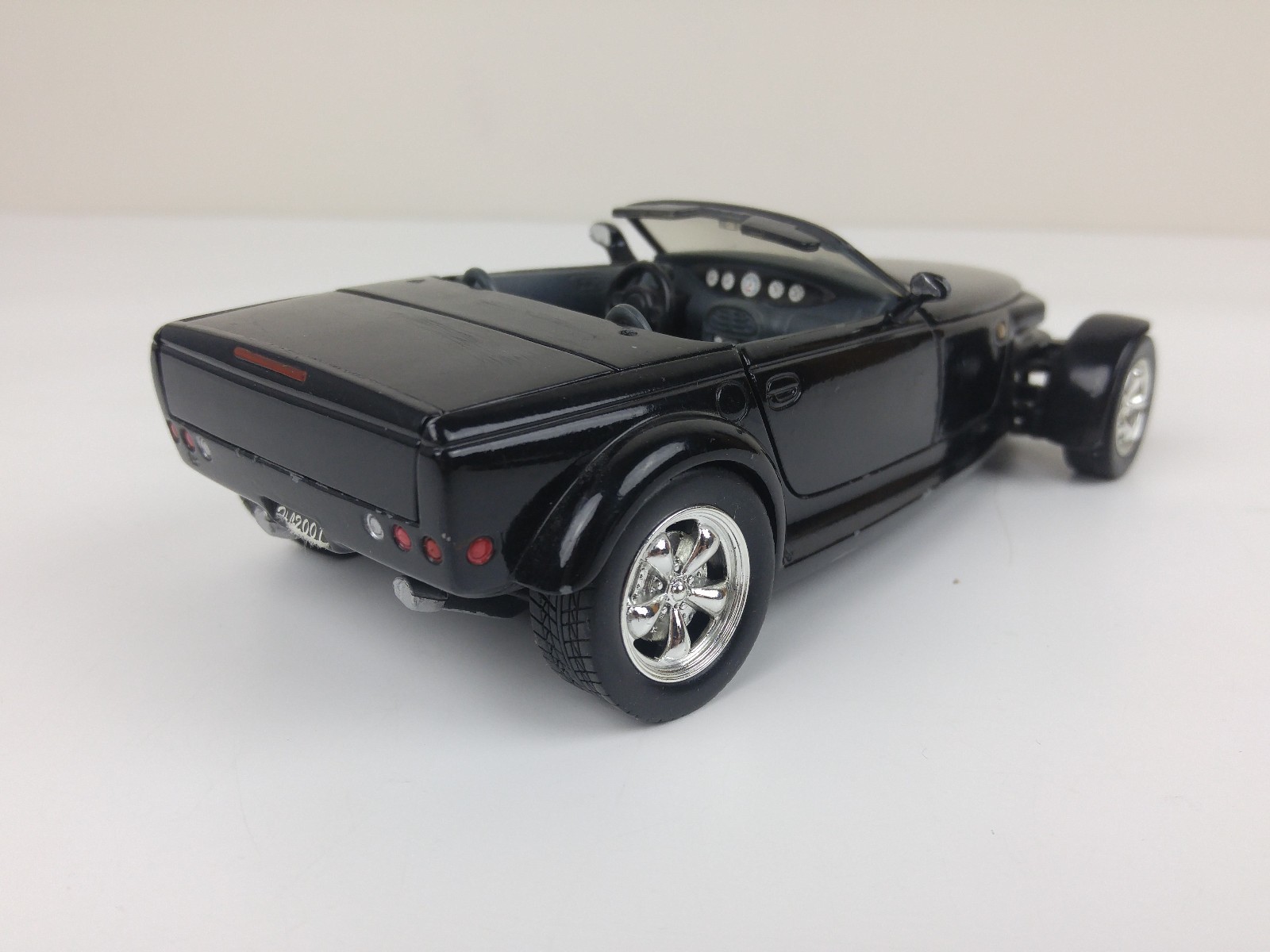 Chrysler Howler Concept 1:24 scale diecast - Black Model No.73282 ...