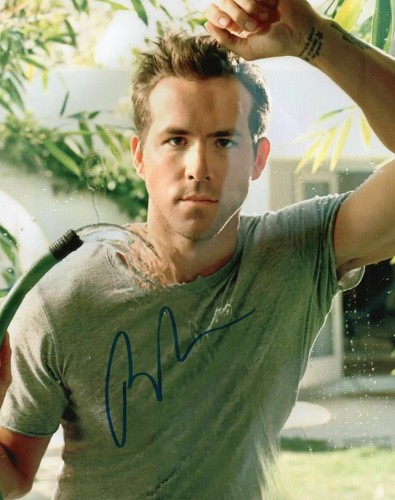 RYAN REYNOLDS AUTOGRAPHED SIGNED A4 PP POSTER PHOTO PRINT 1 | eBay