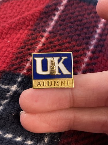 Vintage UK Alumni Gold Tone Enamel Lapel Pin (GW17) | eBay