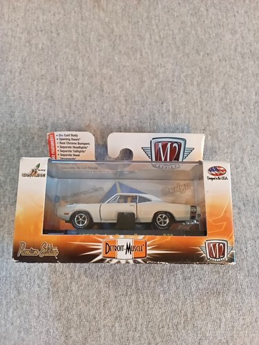 New NIB M2 MACHINES 1970 '70 DODGE SUPER BEE 383 CHASE DIECAST White | eBay