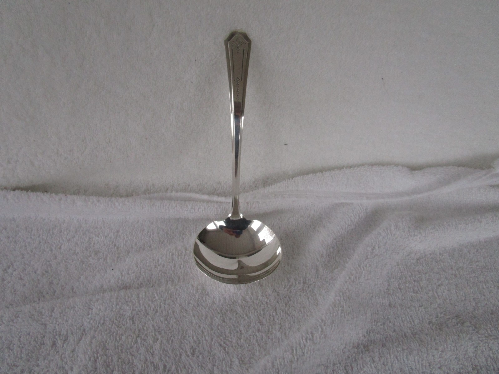 ONEIDA COMMUNITY SERVICE PLATE " PRESIDENT PATTERN" SILVERPLATED GRAVY ...