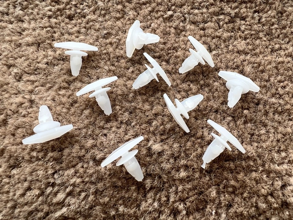 FITS FORD WEATHERSTRIP & RUBBER DOOR SEAL RETAINER FASTENERS TRIM CLIPS ...