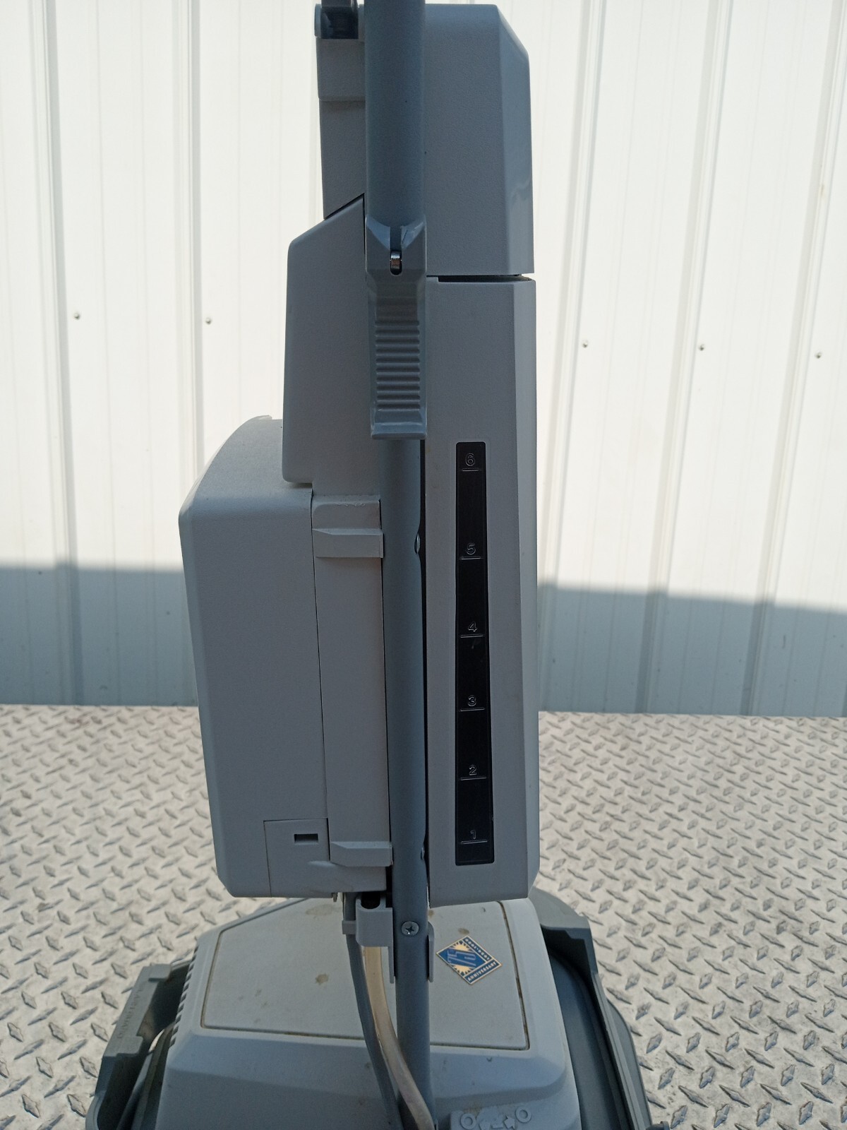 Electrolux Epic Floor Pro Heavy Duty Carpet Shampooer Scrubber S105G ...