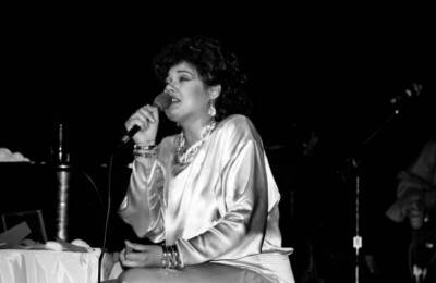Singer Angela Bofill Park West Theater in Chicago Illinois 1984 OLD ...