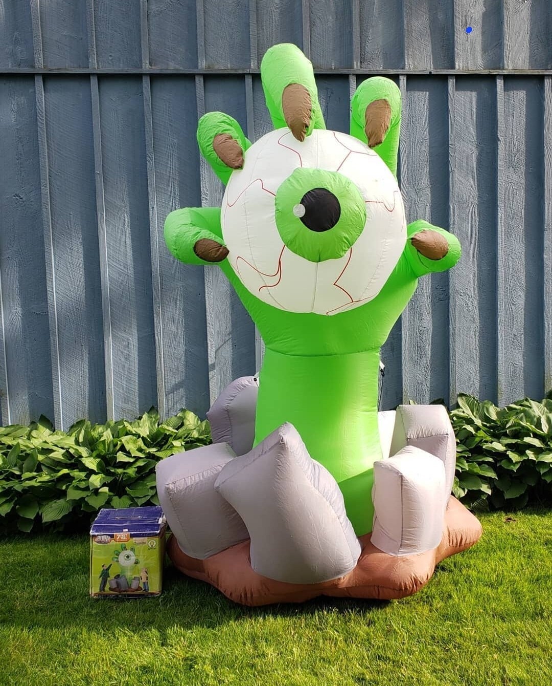 Gemmy Halloween Airblown Inflatable 7’ Hand w/Eyeball Halloween Prop ...