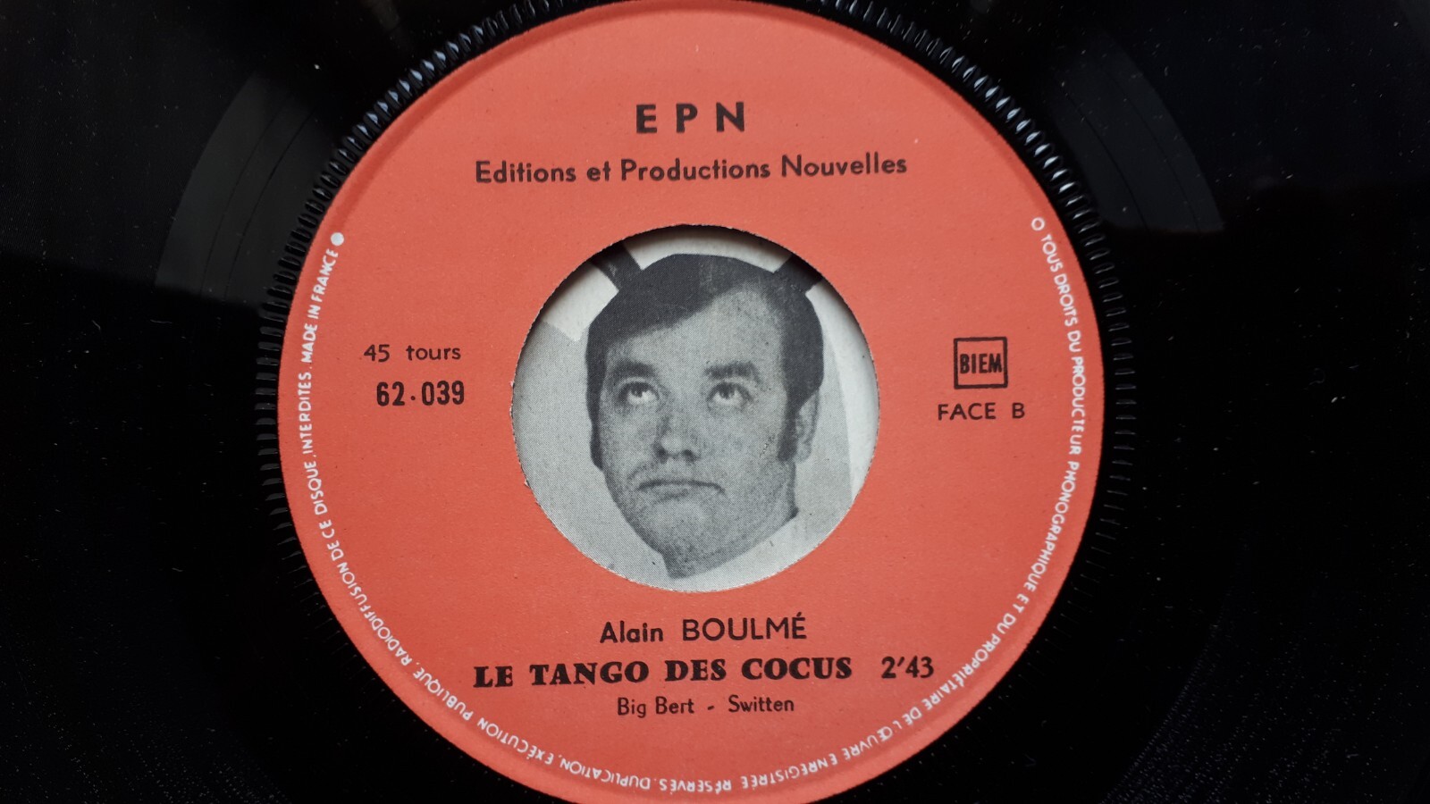 ALAIN BOULME Le tango des cocus / La valse des minets CHANSONS ON 45T ...