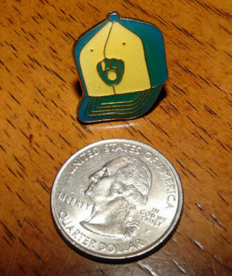 Milwaukee Brewers BASEBALL MLB Pin VINTAGE 80's Lapel Enamal * GOLD ...