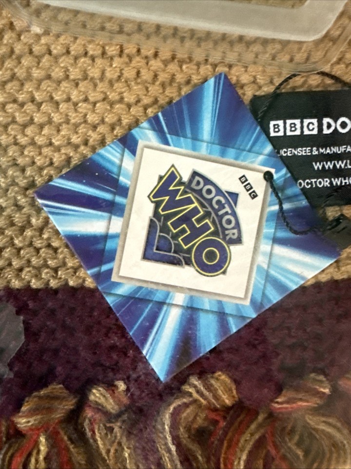 Doctor Who Scarf - BNIB - Official BBC Licensed Tom Baker - Fourth ...