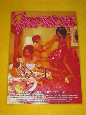 The Veronicas - 2007 Hook Me Up Australian Tour - SIGNED AUTOGRAPHED ...