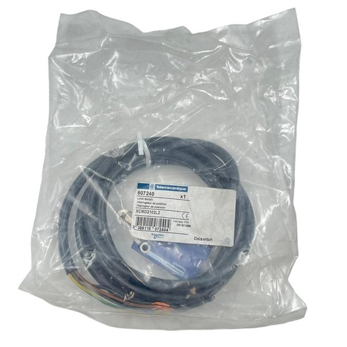 Telemecanique Limit switch XCMD2102L1 L2 ZCMD21 ZCE02 IEC/EN60947-5-1 ...