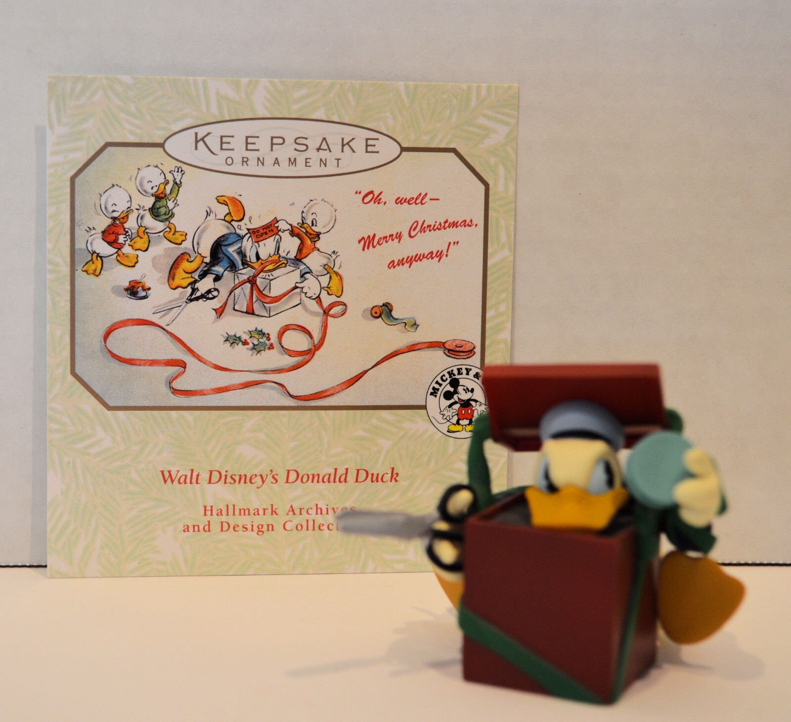 Hallmark Donald's Surprising Gift Duck Keepsake Christmas Ornament 1997 ...