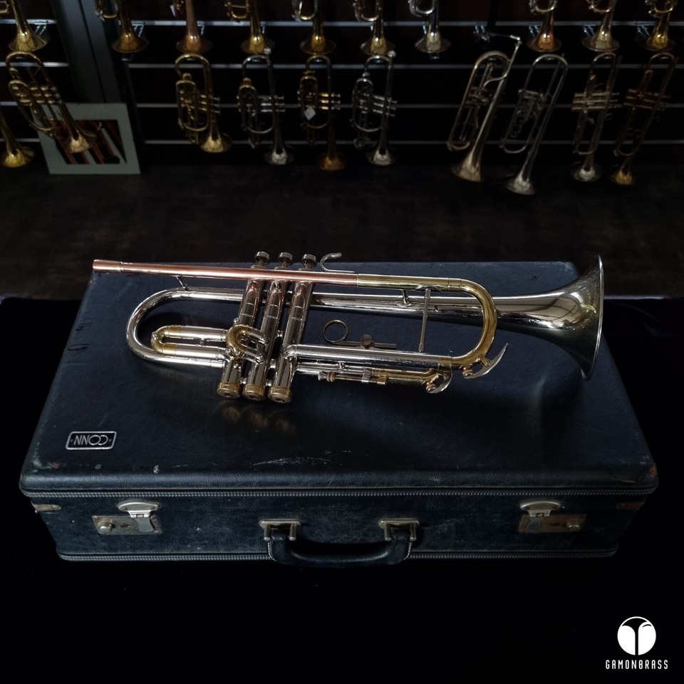 Early Conn 36B Connstellation Lightweight trumpet case mouthpiece ...