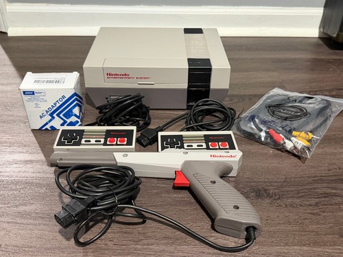 Original Nintendo NES Console, Recapped with Controllers and Zapper | eBay