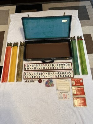 Vintage Cardinal Mahjong Set 168 White Tiles Bakelite Trays Faux Gator ...