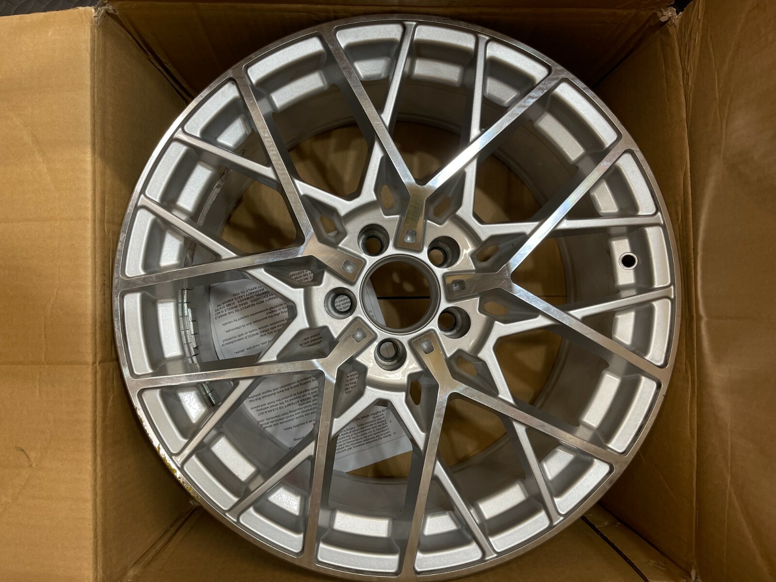 TSW Sebring 18 inch Silver wheel with minor curb rash | eBay
