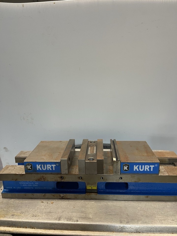 Kurt High Density Double Station Machine Vise 6" Jaw Width 4" Opening ...
