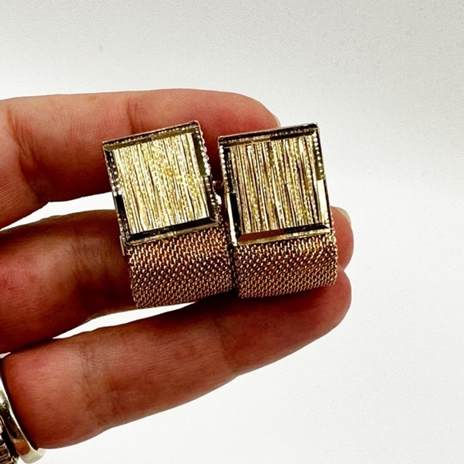 Vintage Swank Mesh & Brushed Gold Square Cufflinks - Gem