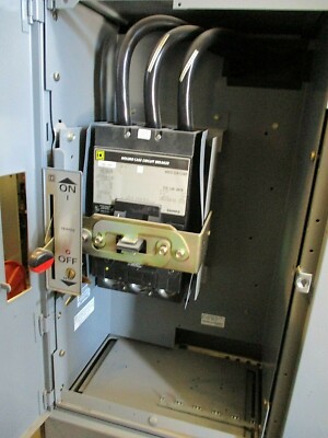 Square D Model 5, 400A MAX, 200A LAL Breaker, 480V, 26" MCC Feeder ...