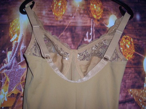 SUSA superedler Mieder Spitzen Body Korselett Gr. 75 D in TOFFEE NEU ...