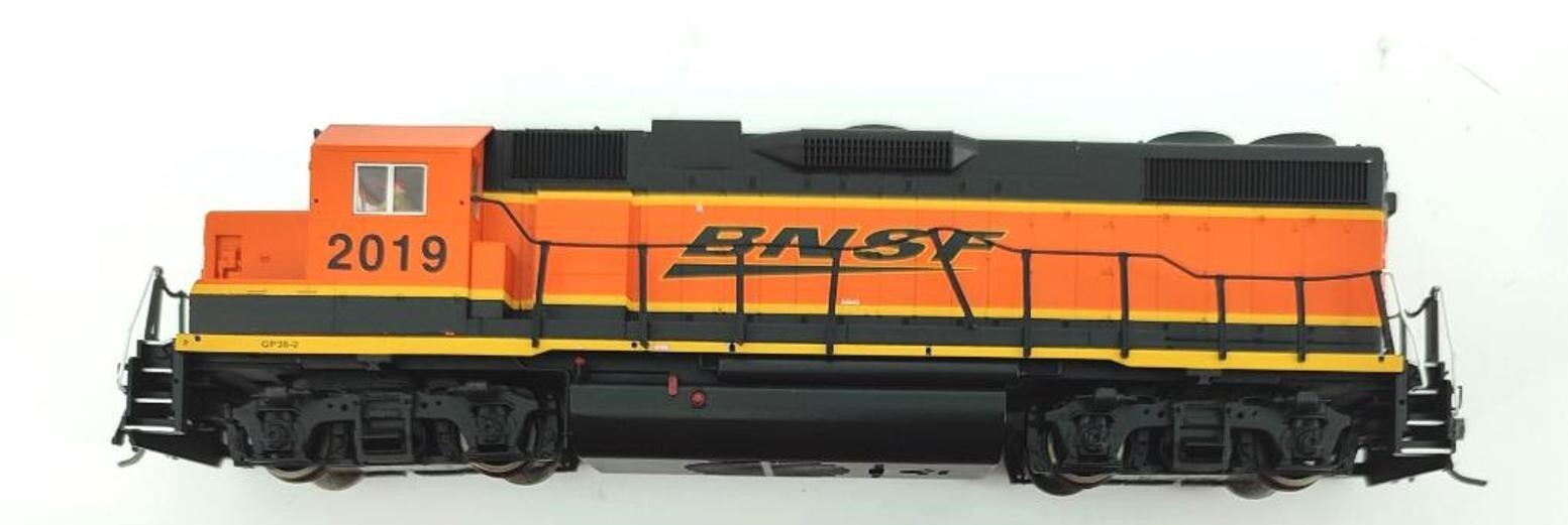 MTH BNSF 2019 HO Scale GP Diesel Locomotive | eBay