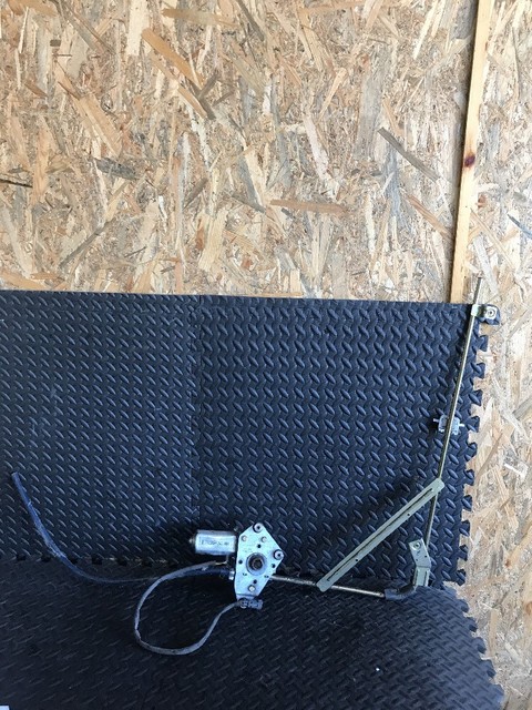 IVECO Cursor 2001 Jahr RHD Tür vorne rechts Fensterheber mit Motor ...