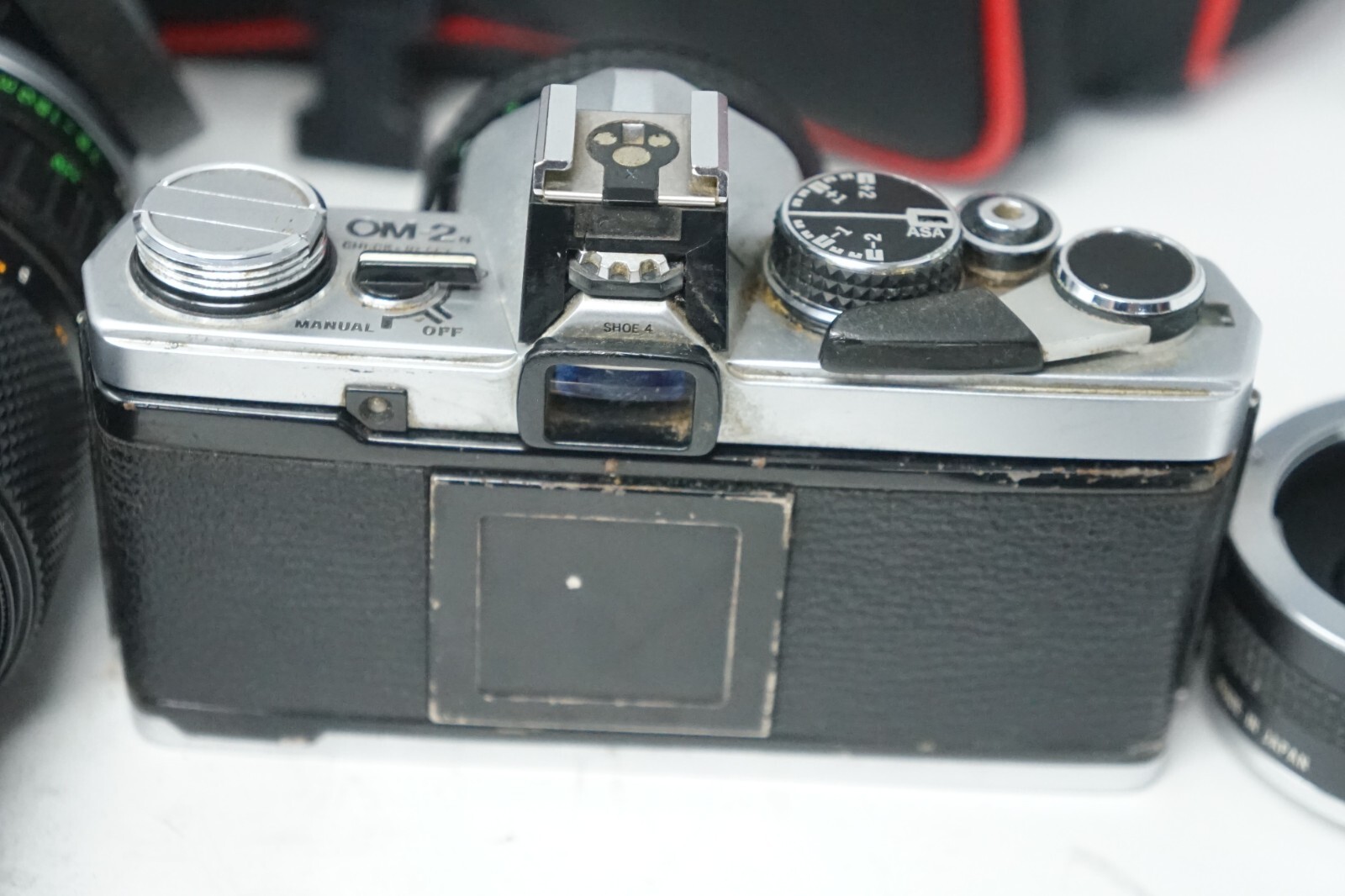 Vintage Olympus Silver OM-2 OM2 Film SLR Camera & 28mm & 75-150mm ...