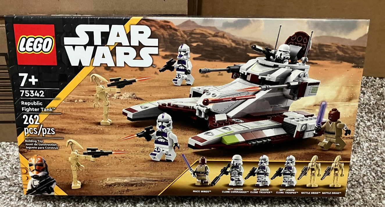Lego Star Wars 75342 Republic Fighter Tank - Mace Windu purple clone ...