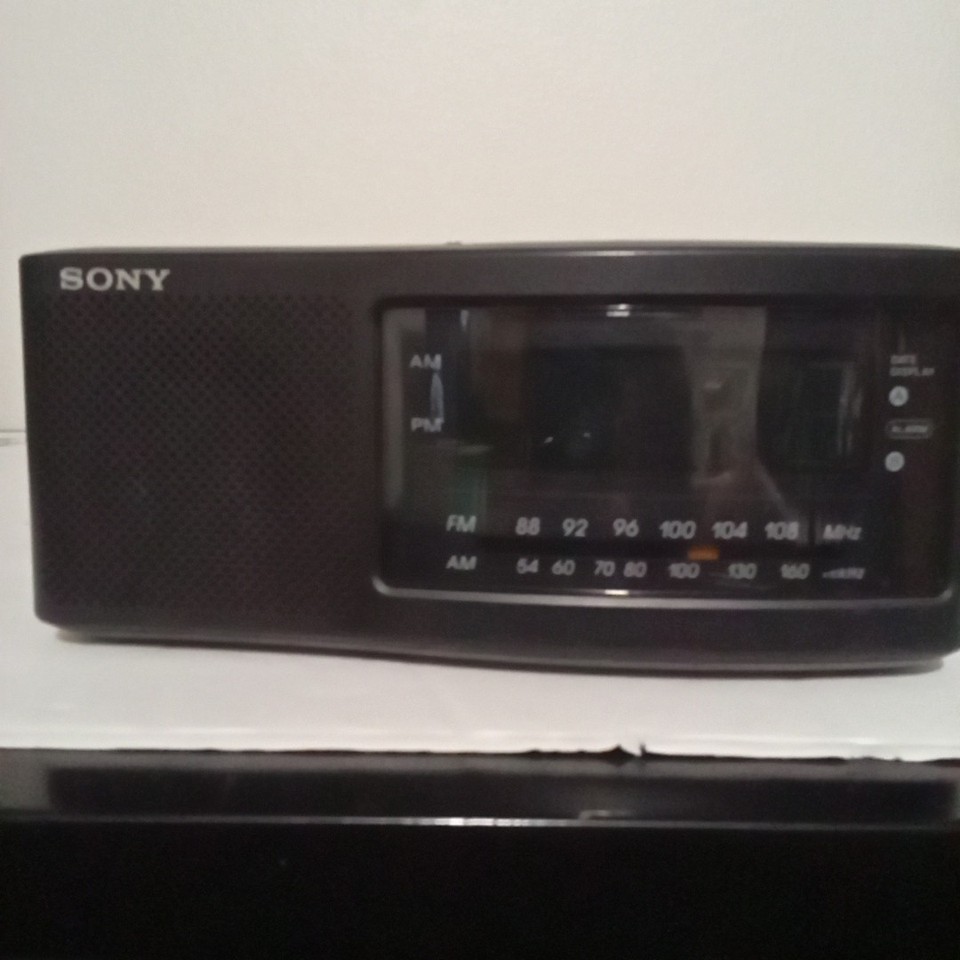 SONY DREAM MACHINE ICF-C740 Clock Radio AM/FM Digital Dual Alarm Backup ...