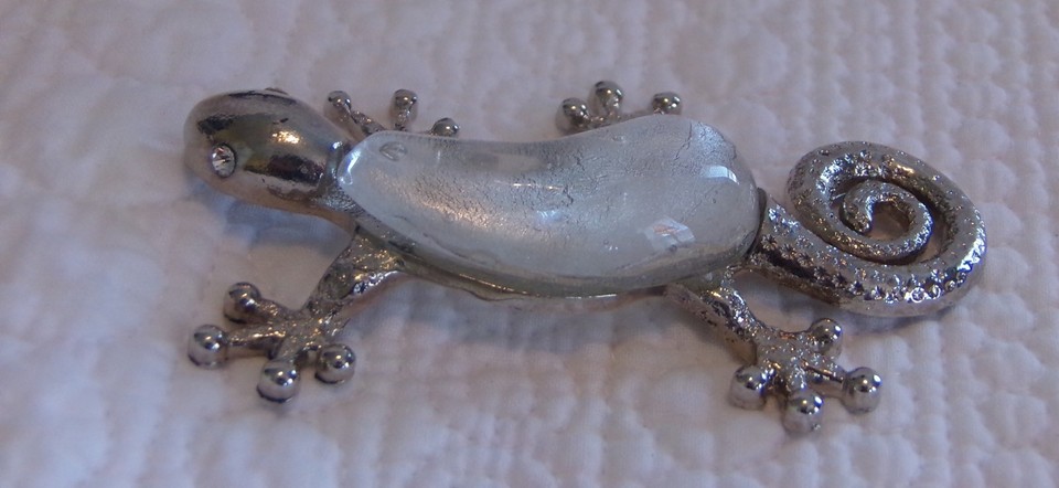 Beachcombers White Frosted Glass Gecko Silver Tone Figurine Gift New | eBay