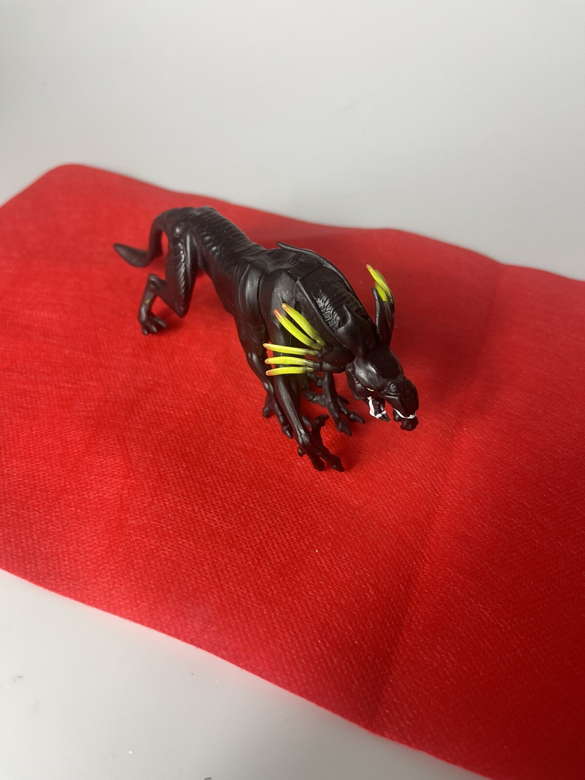 Pandora World Of Avatar Movie James Cameron Na'vi Thanator Figure ...