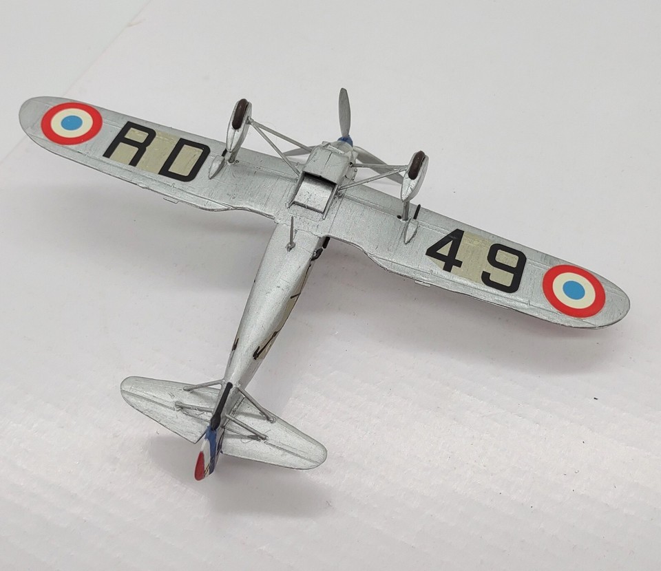 1:72 Scale Built Plastic Model Airplane WWII French Fighter Dewoitine D ...